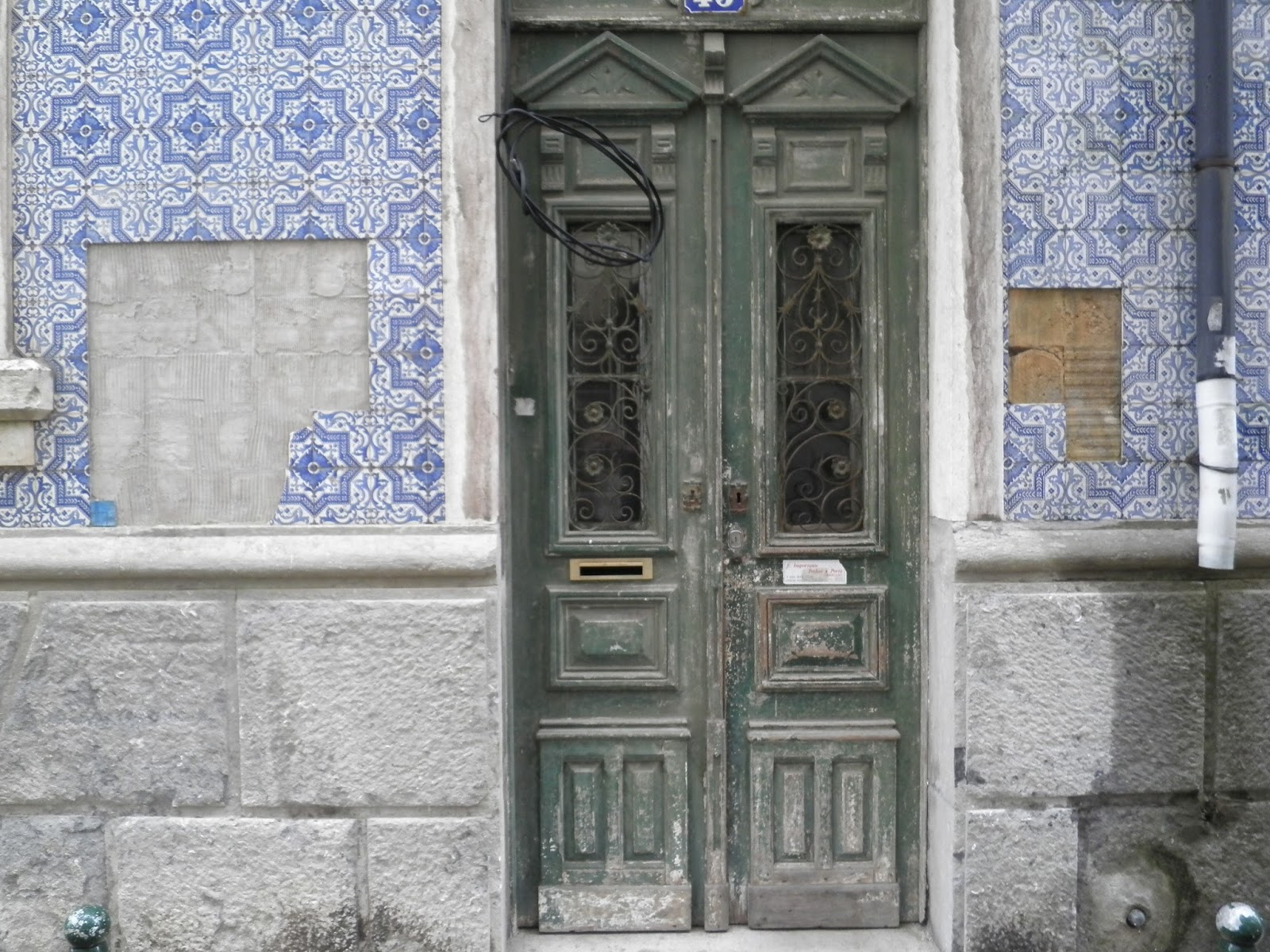 On the Way Home: Doors of Lisbon