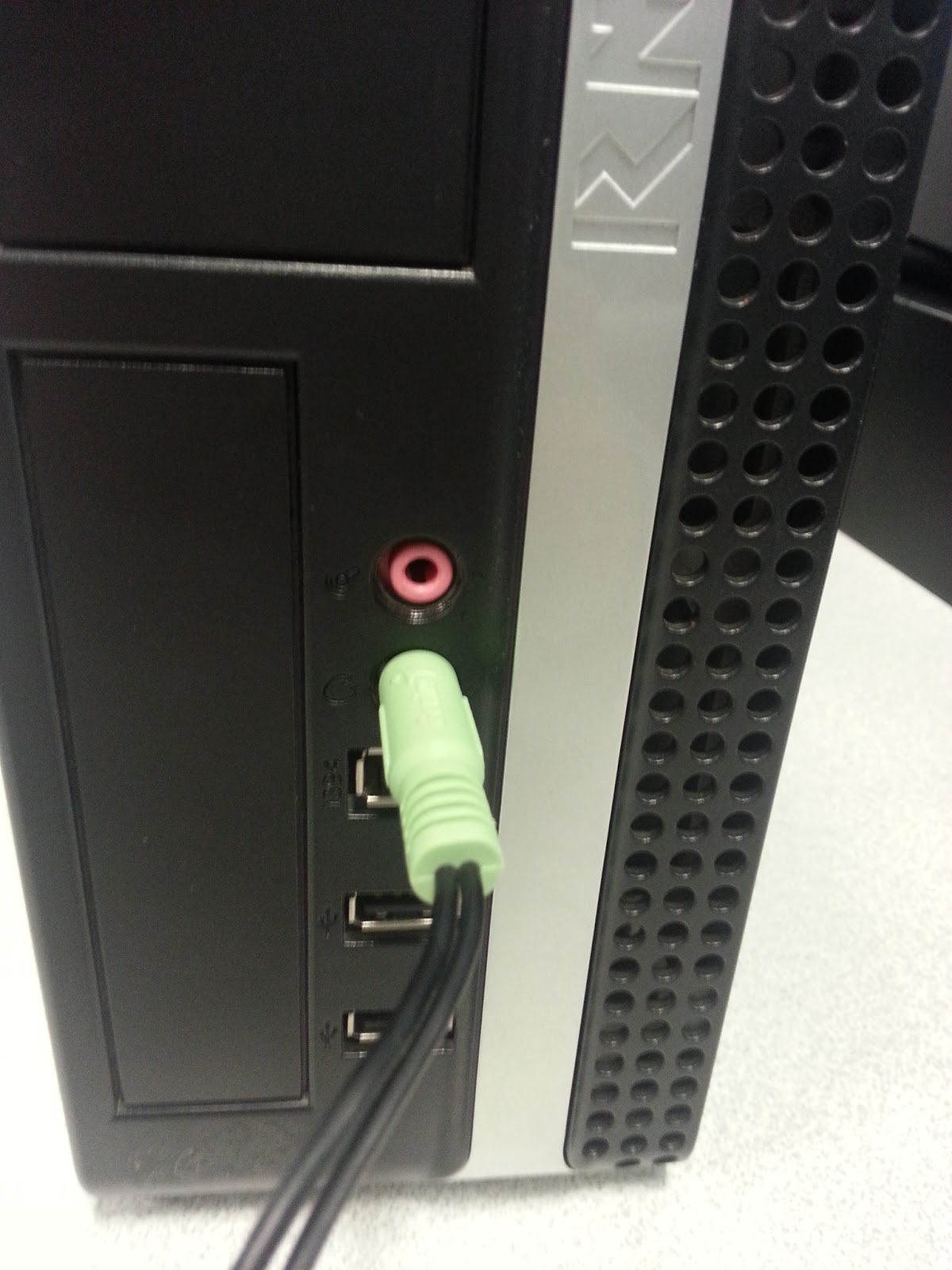 Bit by Bit Computer: How to connect a speakers?