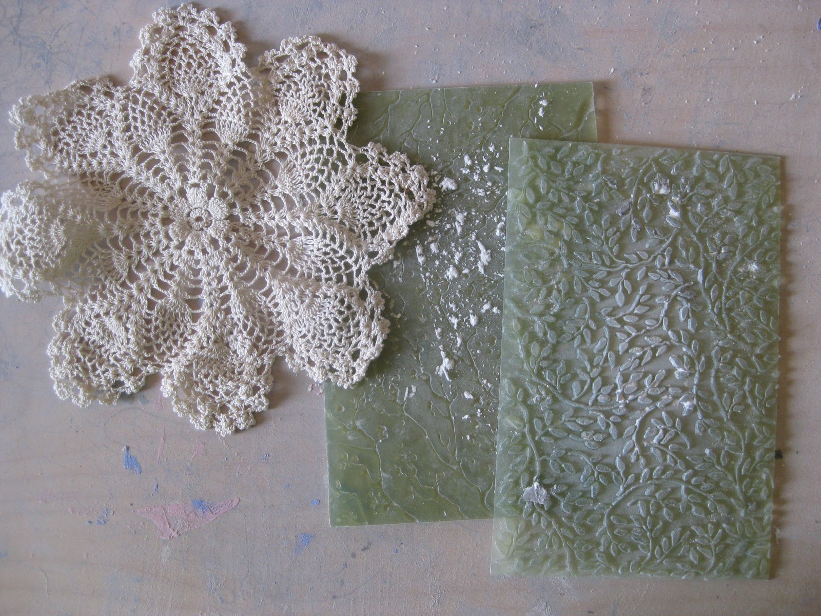 Cassie Stephens: DIY: Ceramic Paper Doll Dresses