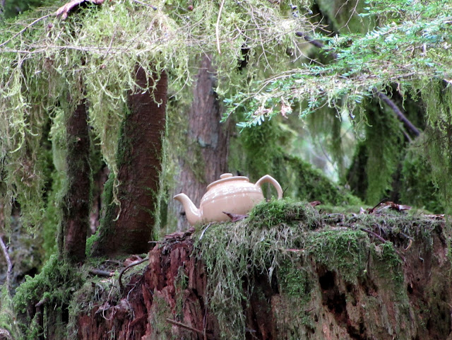 My Front Porch: in search of teapots on teapot hill...