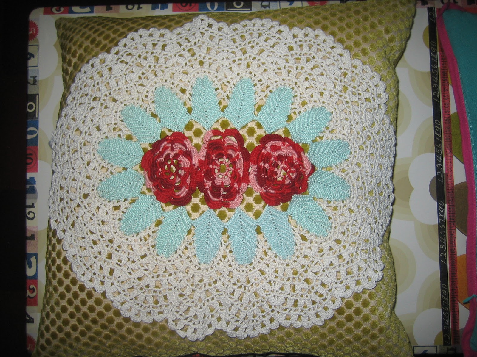 MumRetroDesign: How to upcycle Vintage Doilies and an old cushion