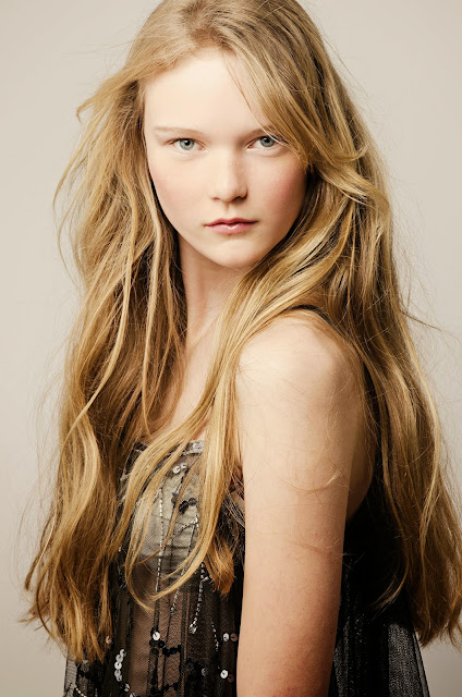 Sofie T(Diva Models) : New Face | About A Girl...