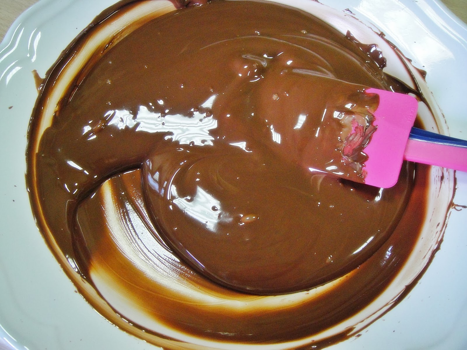 Maryam's Culinary Wonders: 554. Rahash Chocolates