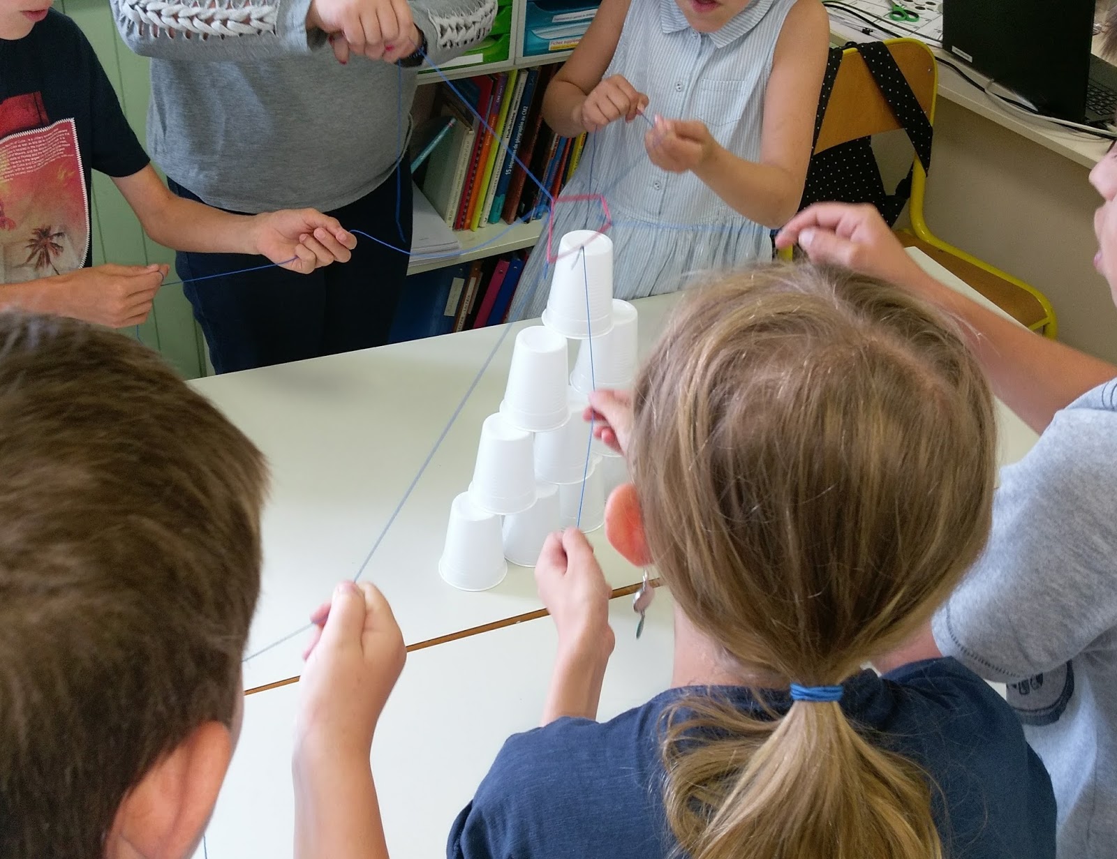 Créer et coopérer...: Des jeux coopératifs pour fonder le climat de classe