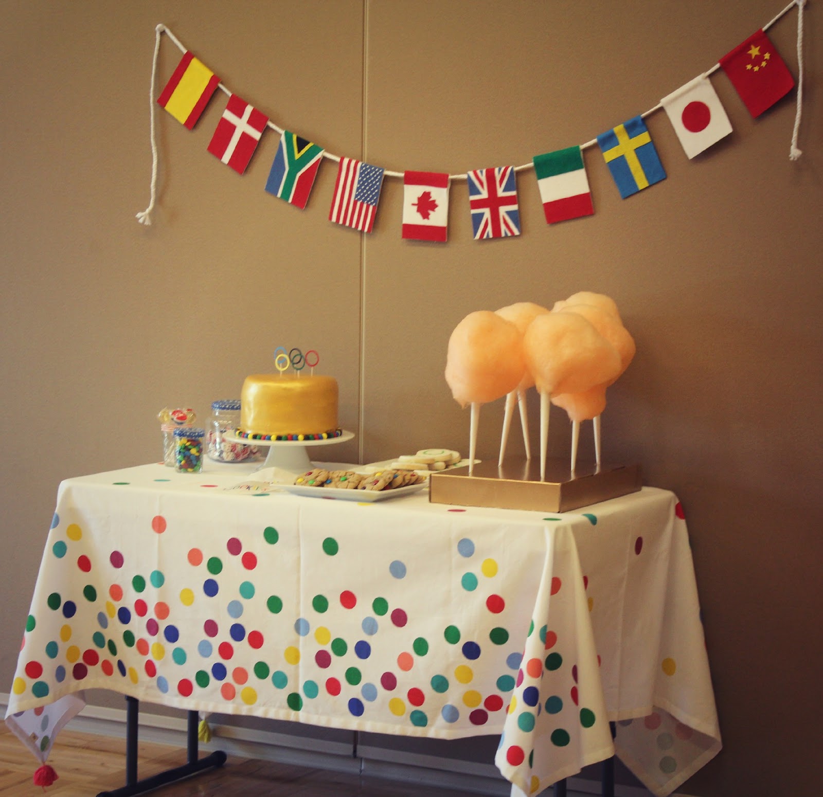 Moore Minutes: the HOW TO and details on the THREE Olympic Party tables