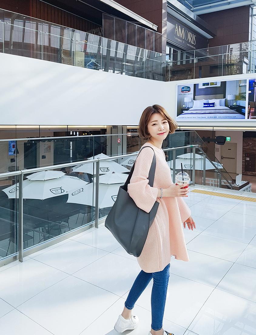 Korean-Model-2017-2-Shin.So.Jung