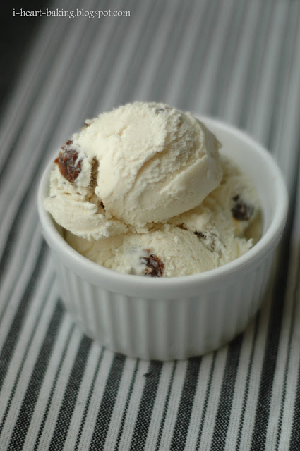 i heart baking!: rum raisin ice cream