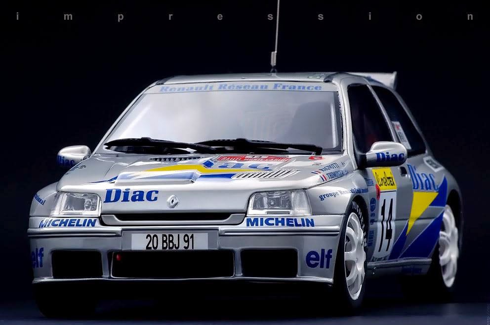 ROMBI DI GLORIA: Clio Maxi