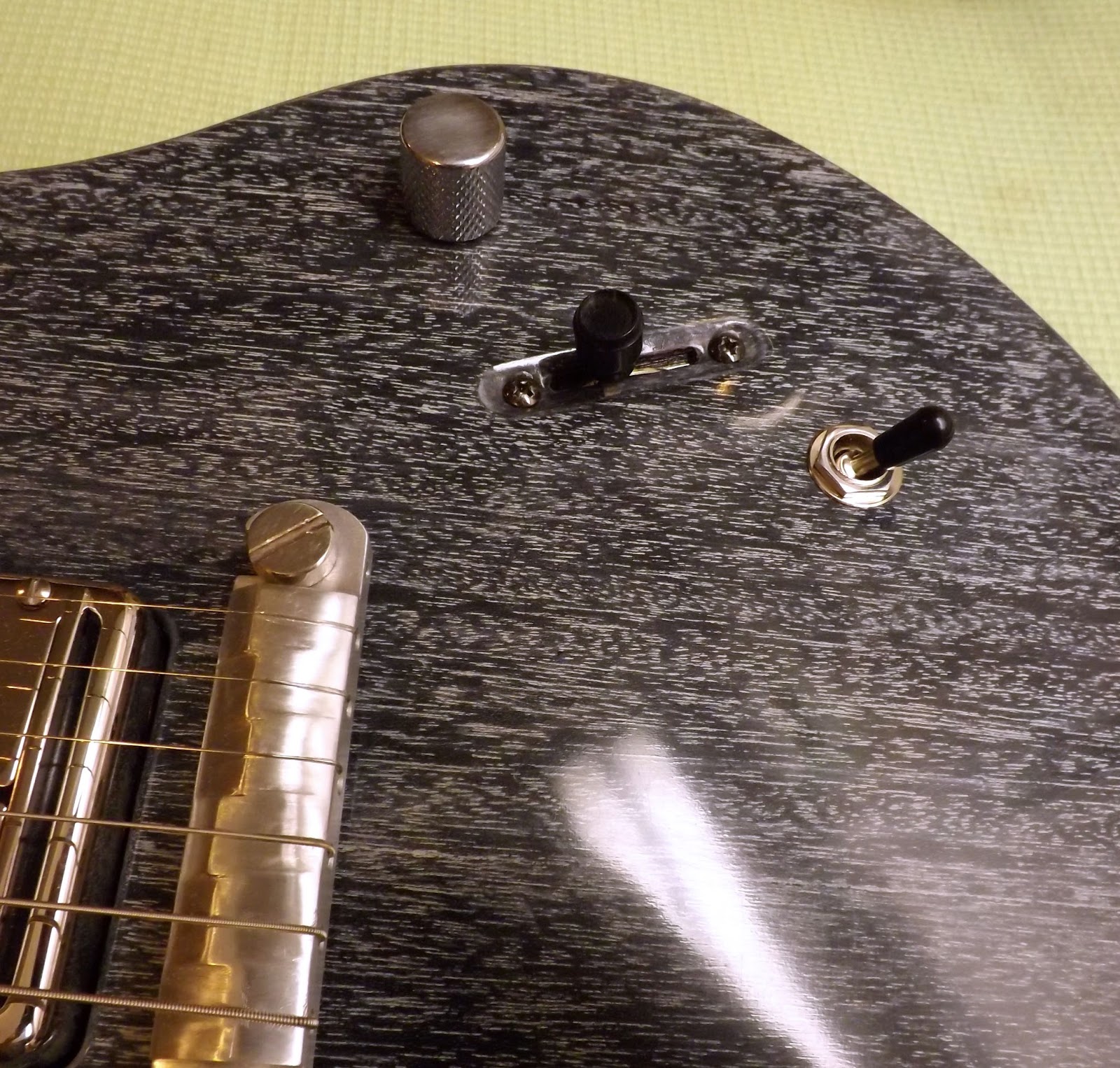 Woodford Instruments: An electronic puzzle.