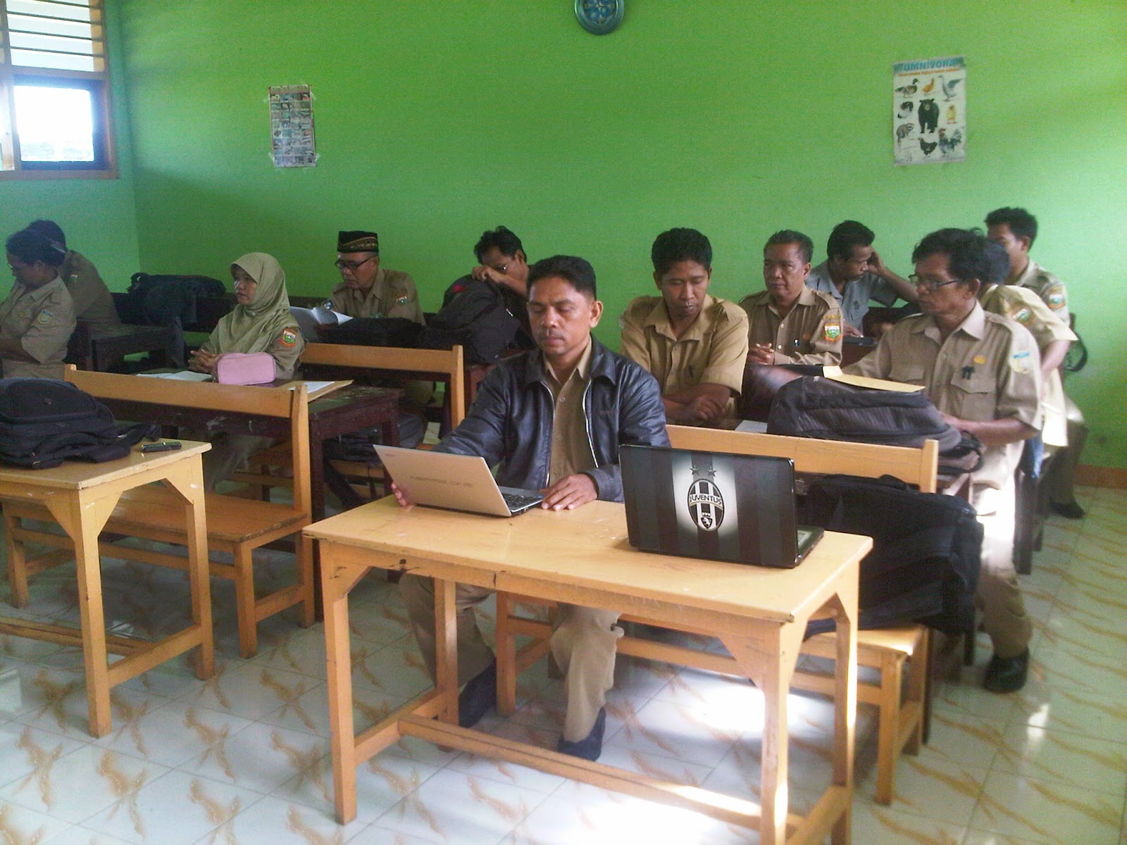 Rapat Koordinasi Kepala Sekolah, Operator Sekolah dengan Operator ...