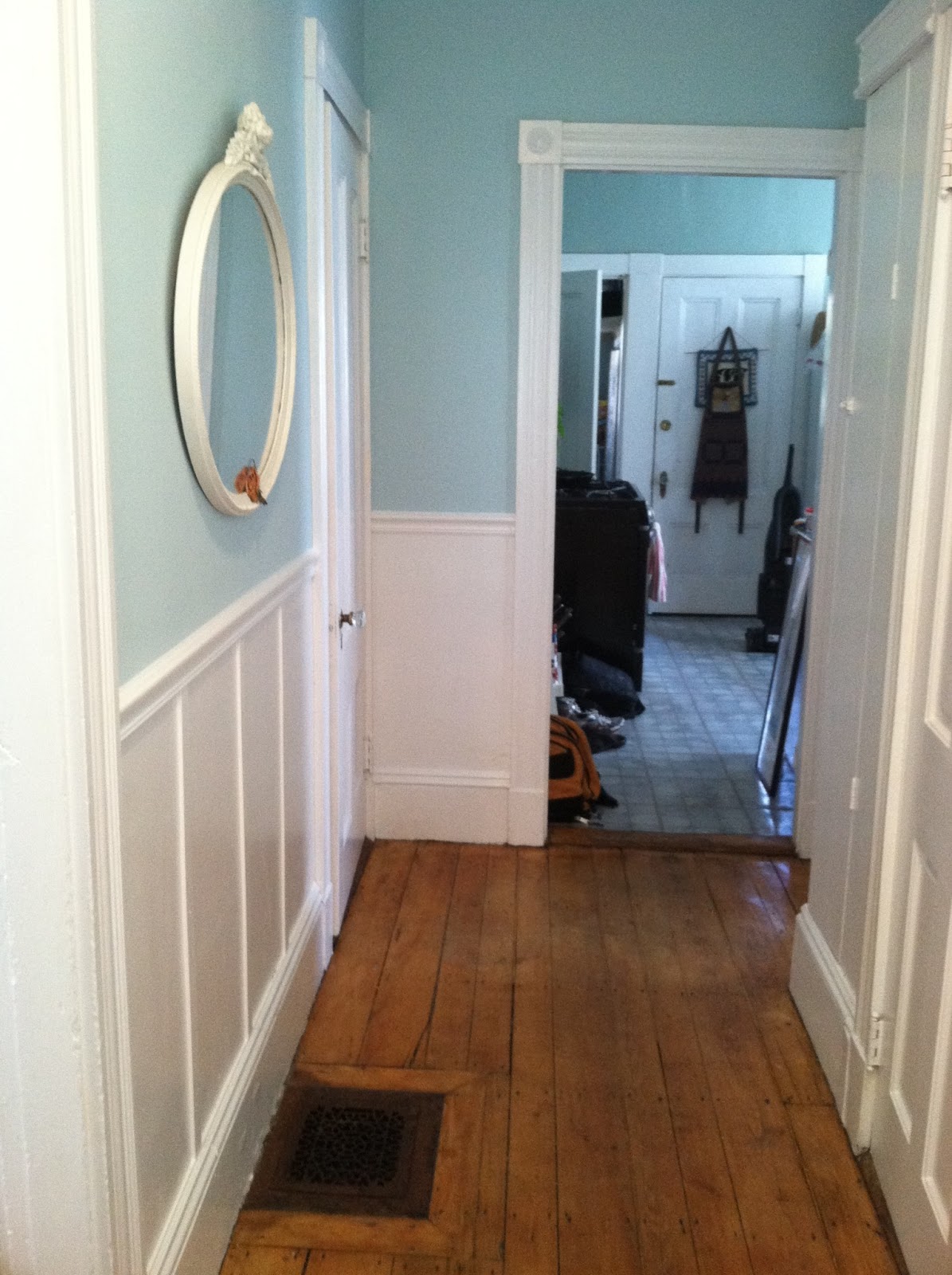 beacon st manor: Finishing the hallway