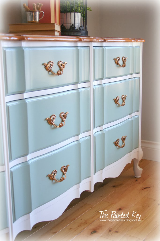 The Painted Key: Custom 9 Drawer Dresser