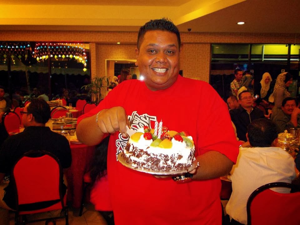 RESTORAN ADAM LAI: Jeb & Angah Raja Lawak