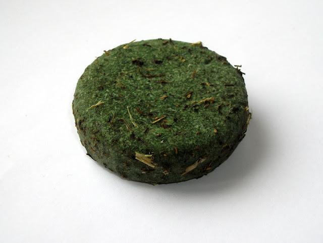 Lush - Squeaky green shampoo bar, review