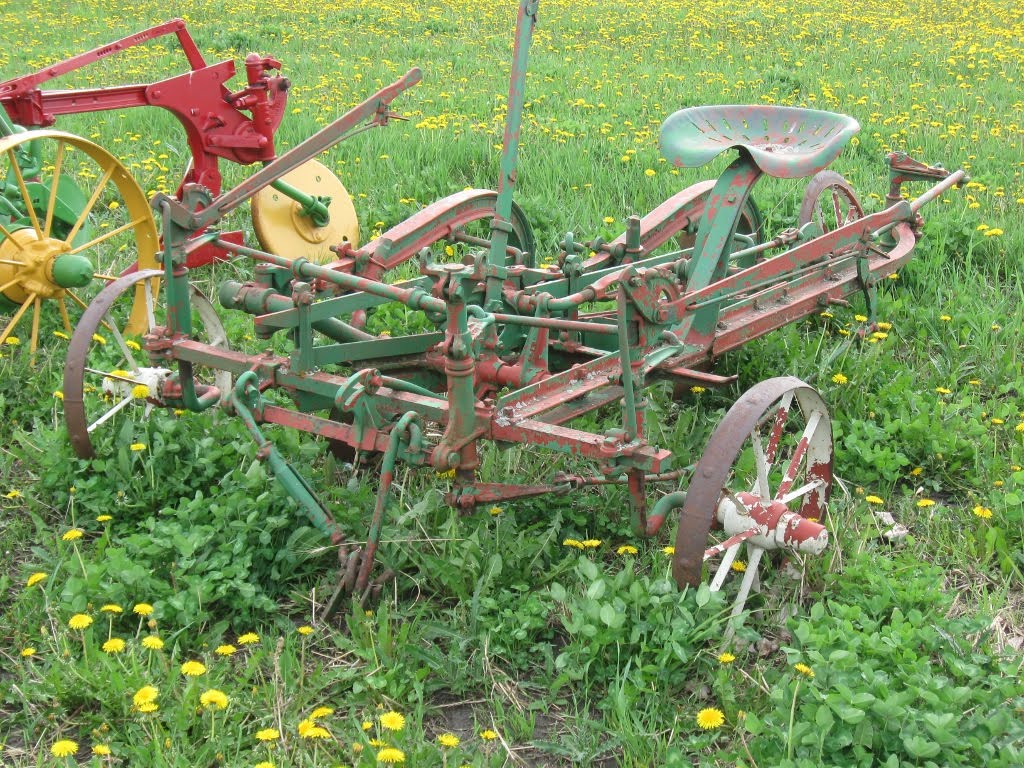 Disc plows | Smokstak® Antique Engine Community*