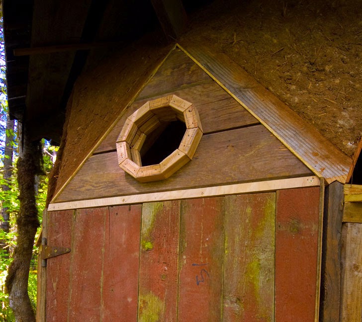 Coolest Cabins: Little mud cabin