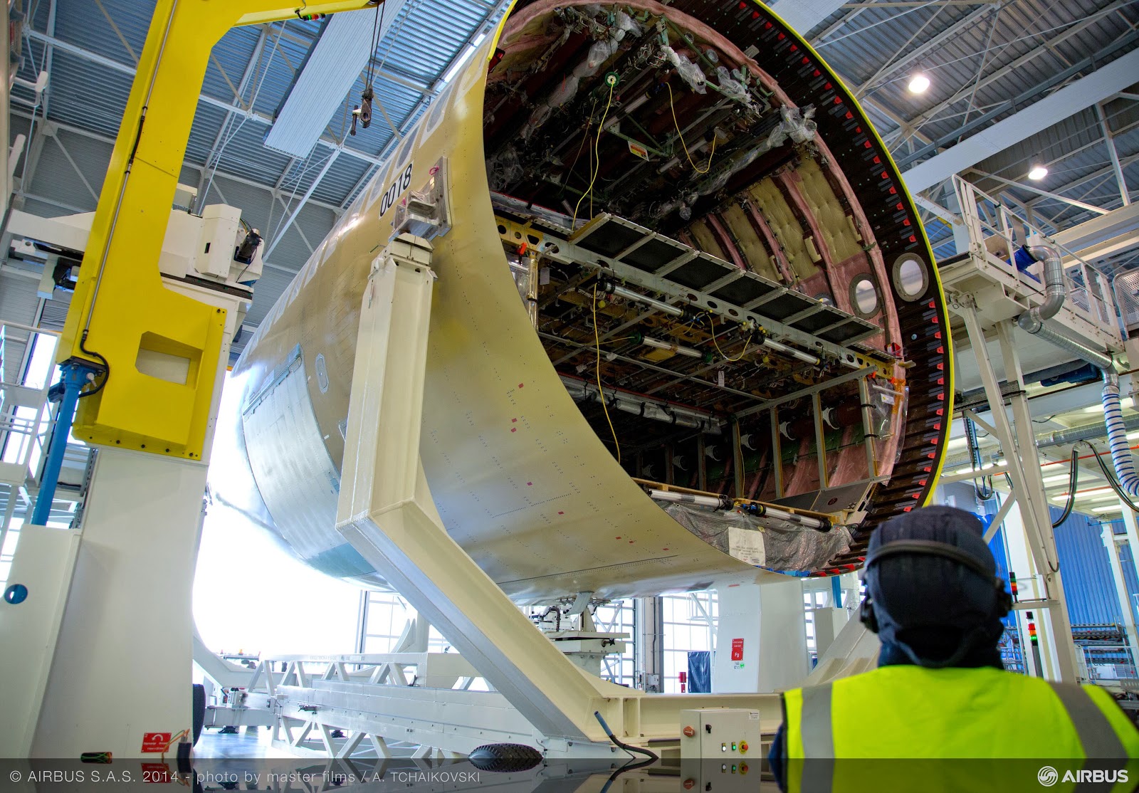 A350 XWB News: 3 aircraft/month production rate at A350 FAL.