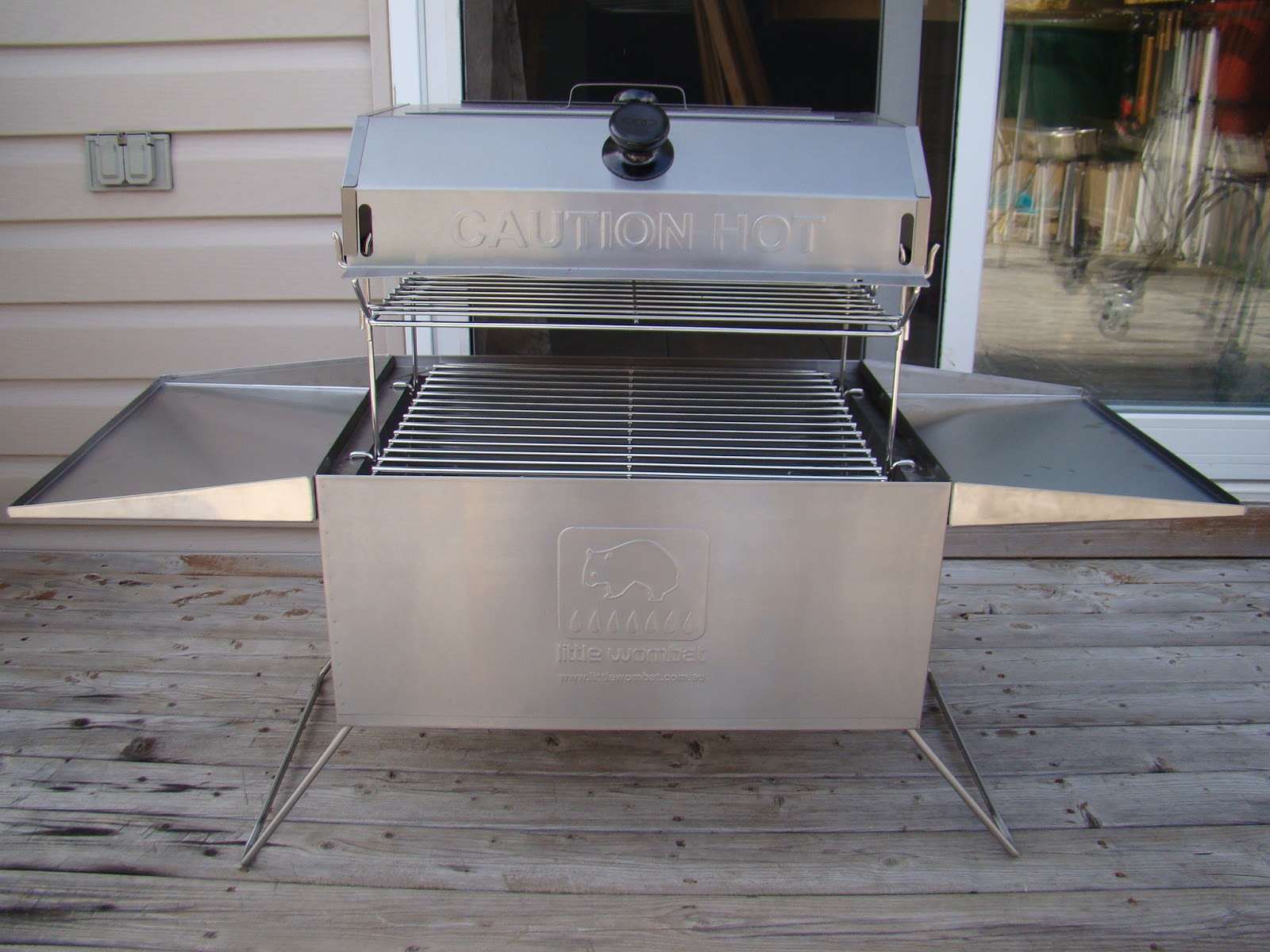 HRM CREATIVE BBQ: The Little Wombat grill review