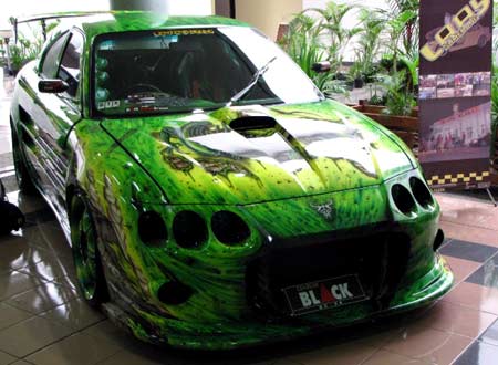 Model Car Airbrushing Versus Hand Painting,Air Brush Car Modified