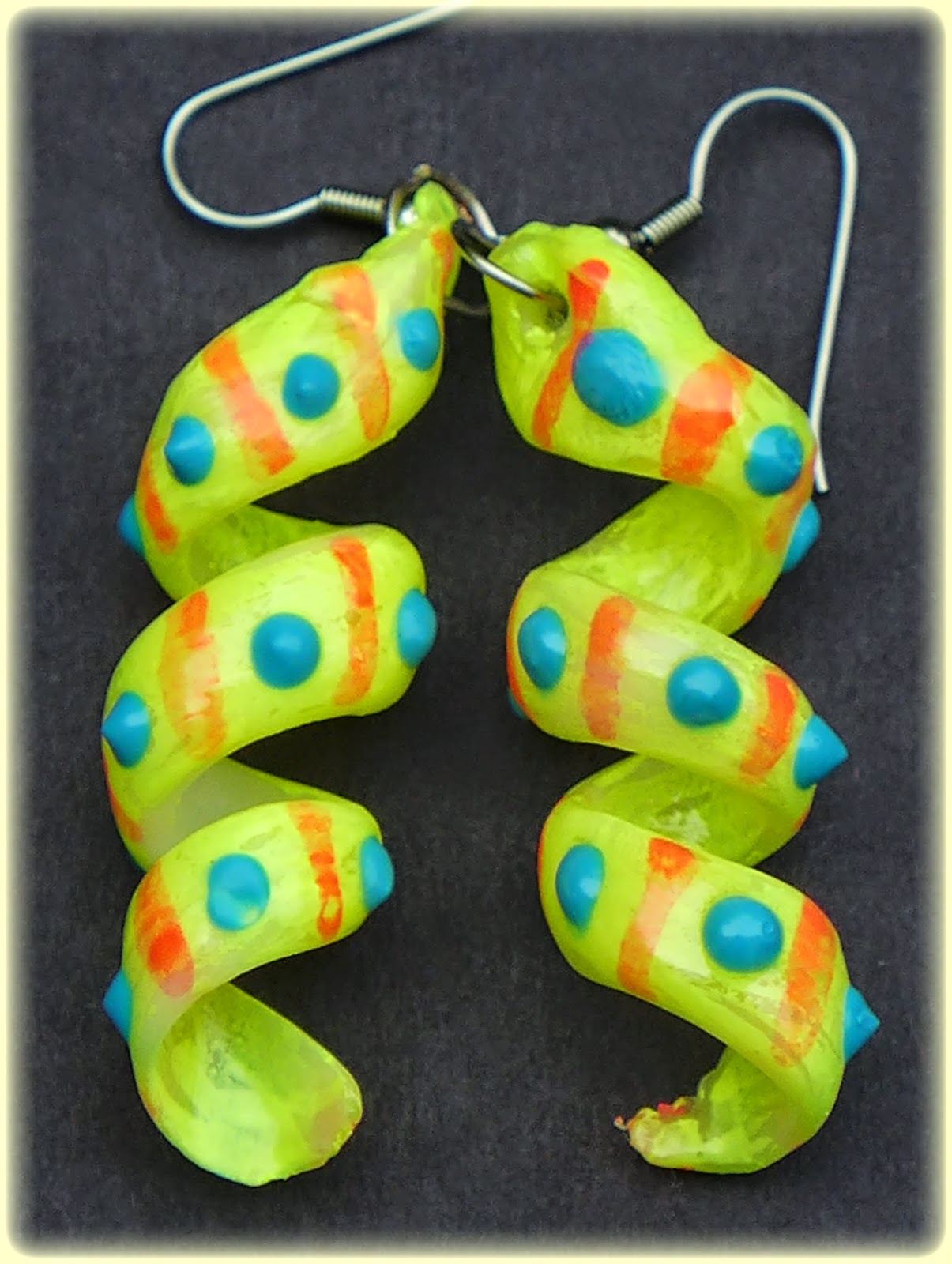 EasyMeWorld: Lots of Ideas for Polymorph, a Moldable Plastic ...