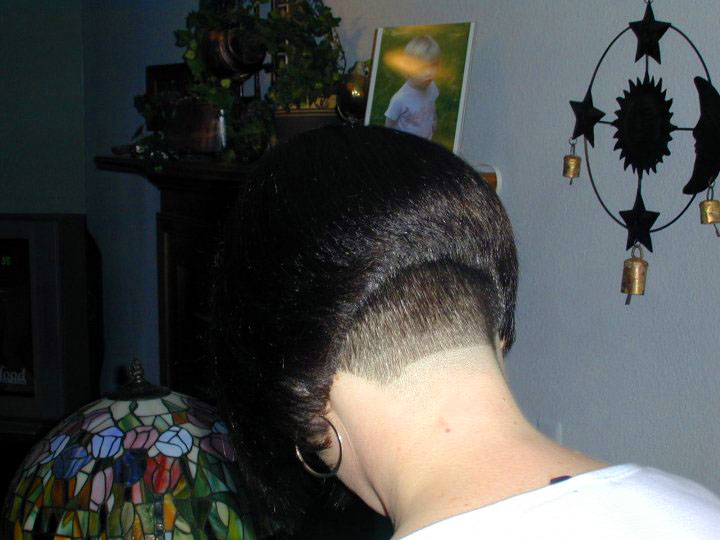 Celebrity Hairstyle: Buzzed Napes