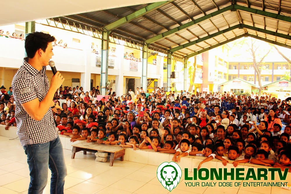 Dion Ignacio gives joy to the kids of Bagong Silangan Elementary School ...