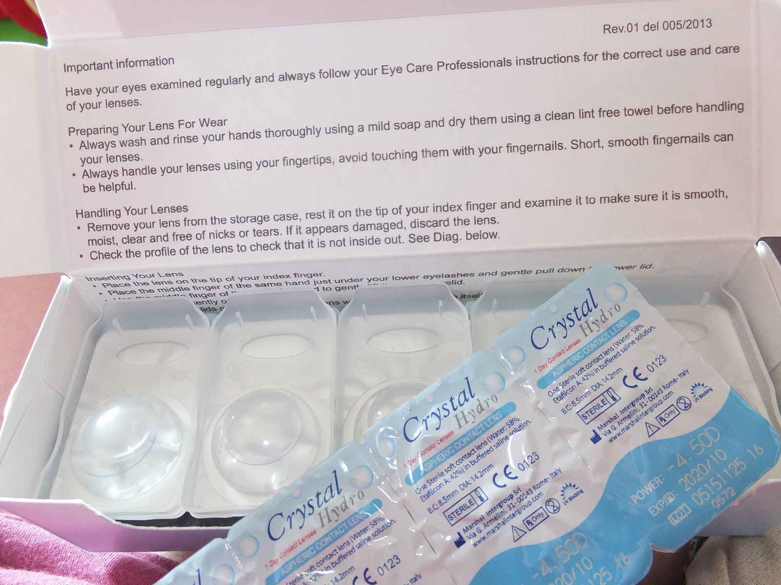 Review: Crystal Hydro 1 Day Lenses - and 5 minutes to Myself!