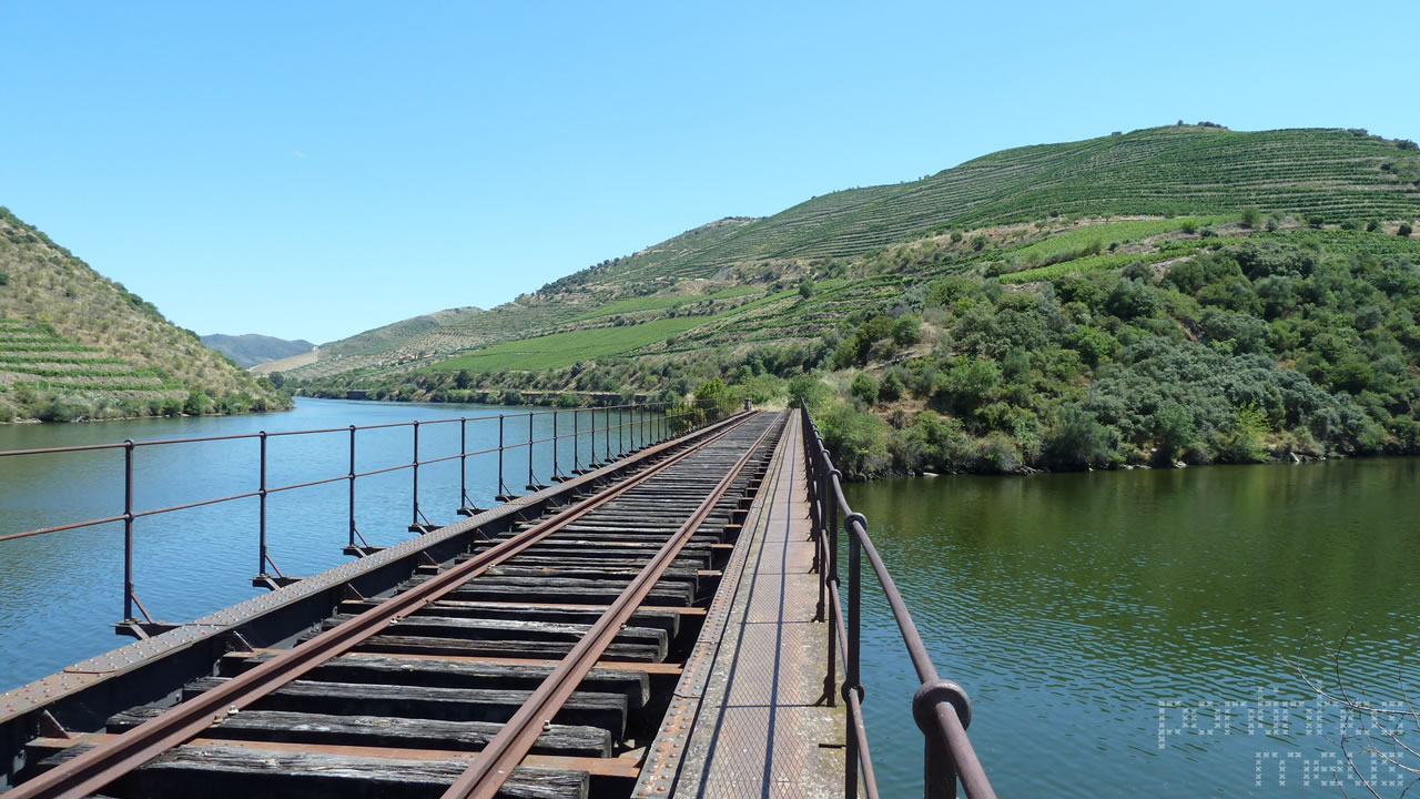 pontinhos meus: Vila Nova de Foz Côa - Portugal