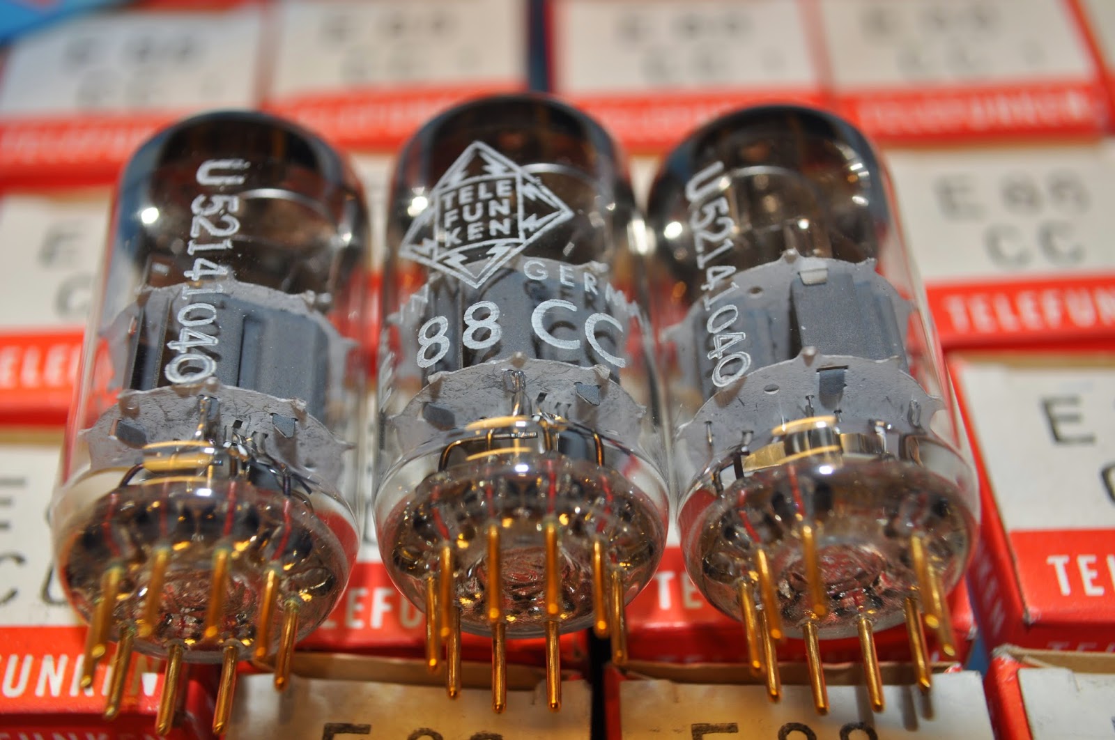 NOS Tube Store: TELEFUNKEN E88CC / 6922 ( )