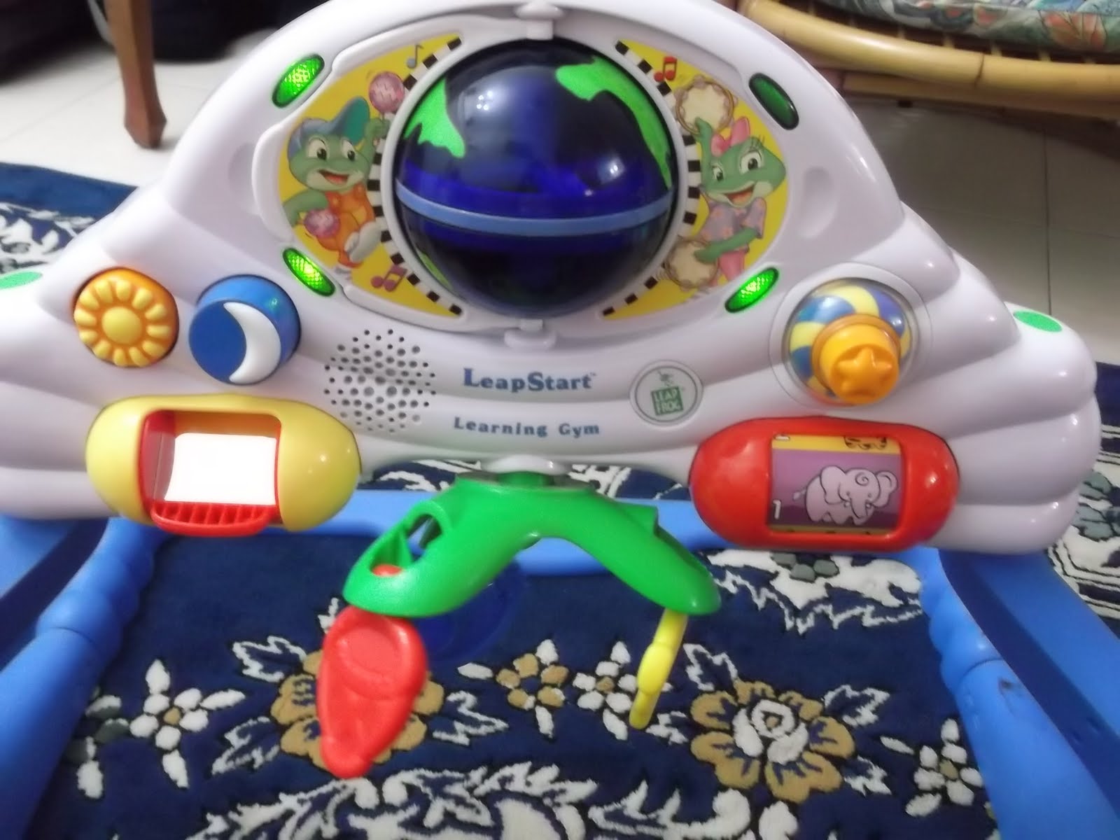 Pu3 Store @~Sold Item~@: LeapFrog LeapStart Learning Gym