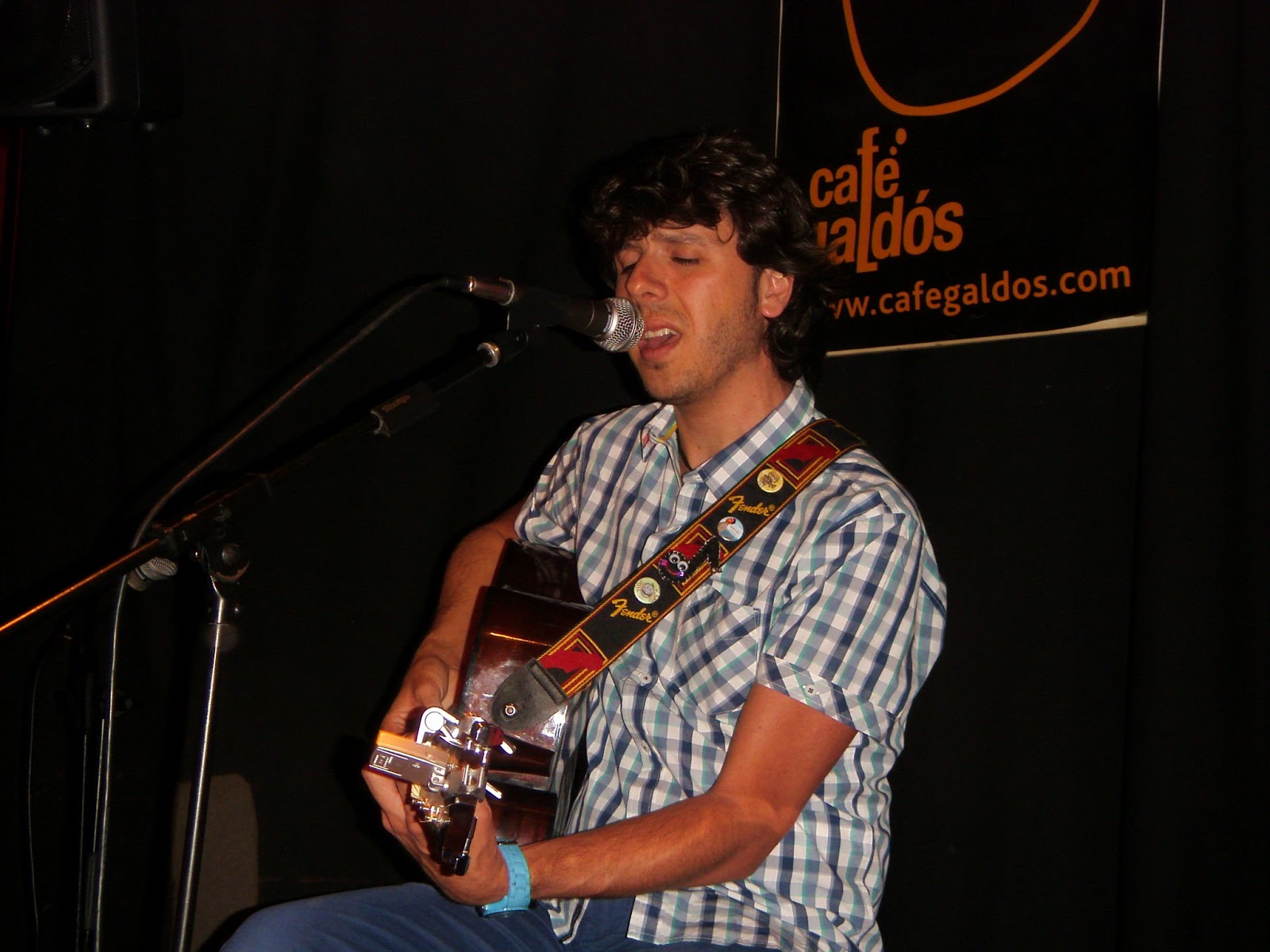 Cantemos como quien respira: CON "ALEJANDRO RIVERA" EN «LA FIESTA DEL ...