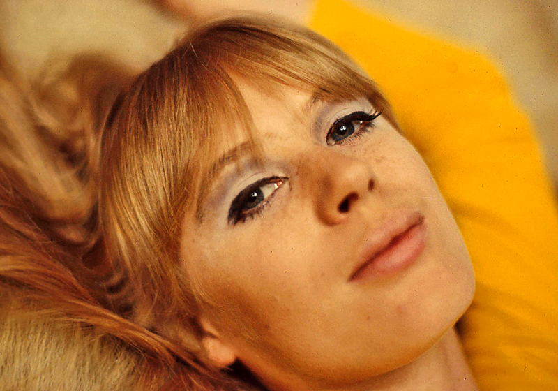 40 Beautiful Color Photos of Marianne Faithfull in the 1960s ~ Vintage ...