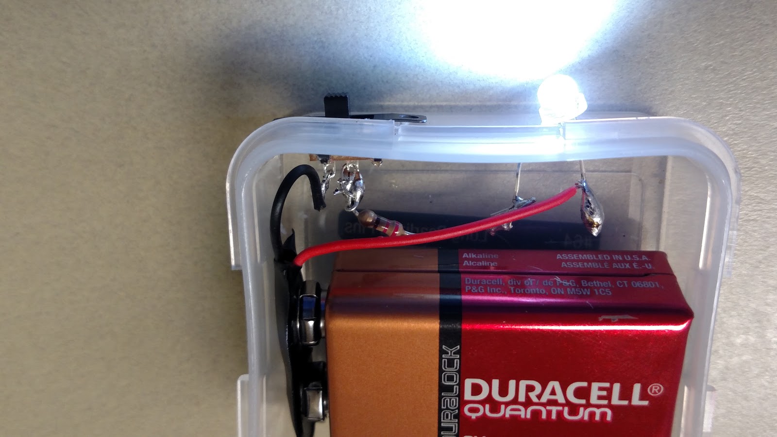 Can I add glitter?: Simple Circuit - 9v LED flashlight