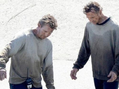 Para Stuntman yang Mirip dengan Bintang Utamanya - SinduLin