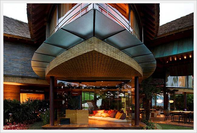 Azam Ajward: ~~~~~Pretty Flower Shape House~~~~~