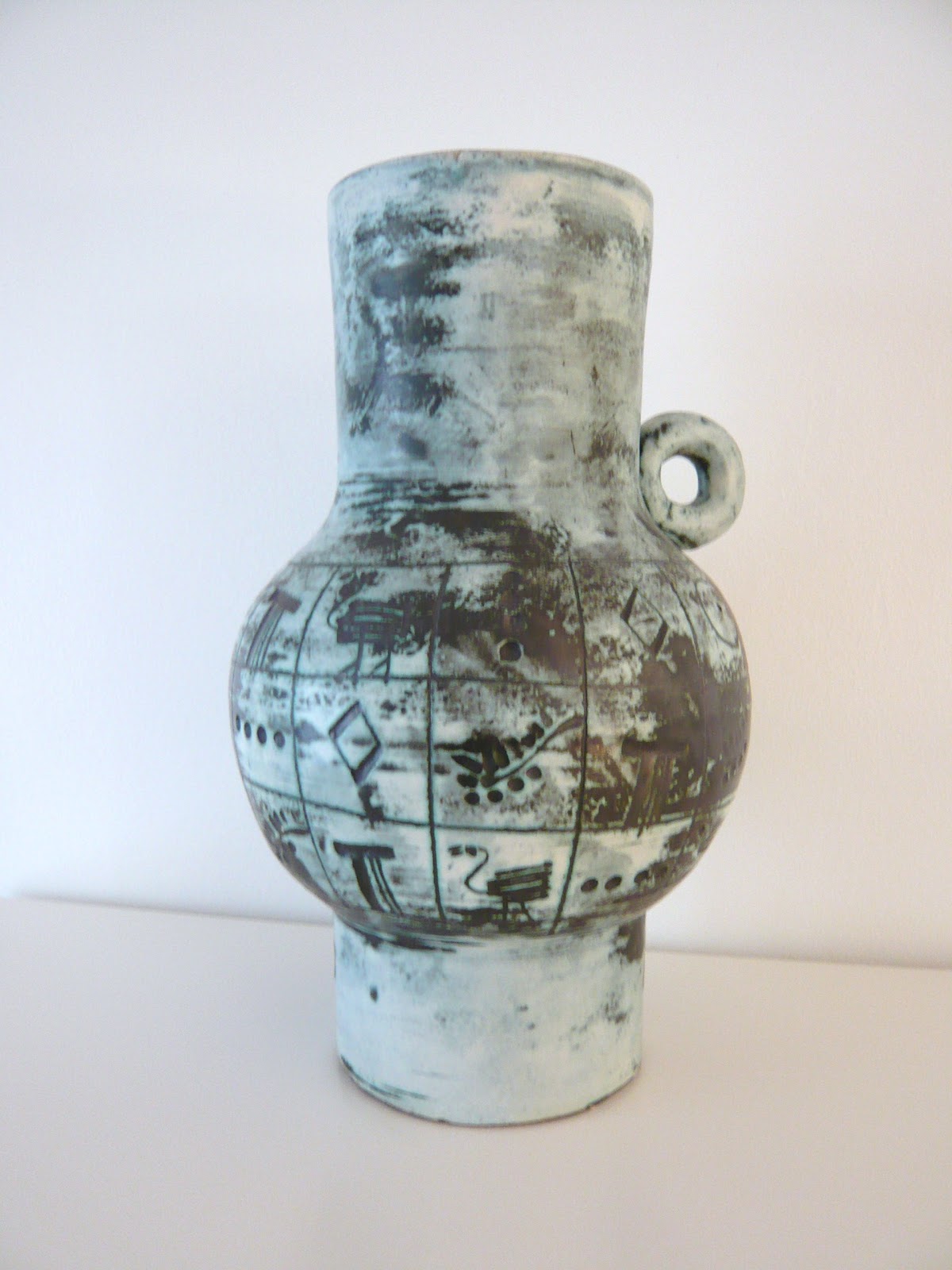 D Des!gn: Jacques Blin