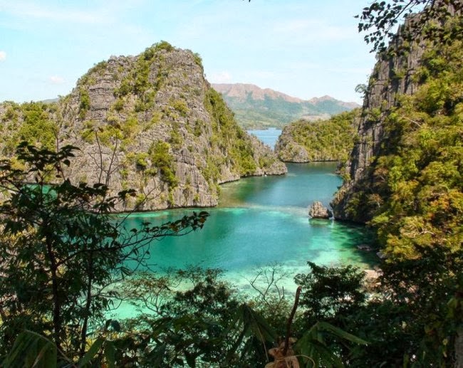 Travel Thailand and Beyond: Ultimate Wreck Diving in Coron Bay