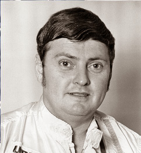 Midwest Racing Archives: 1971 - Hartman Wins, Derr 2nd at Knoxville