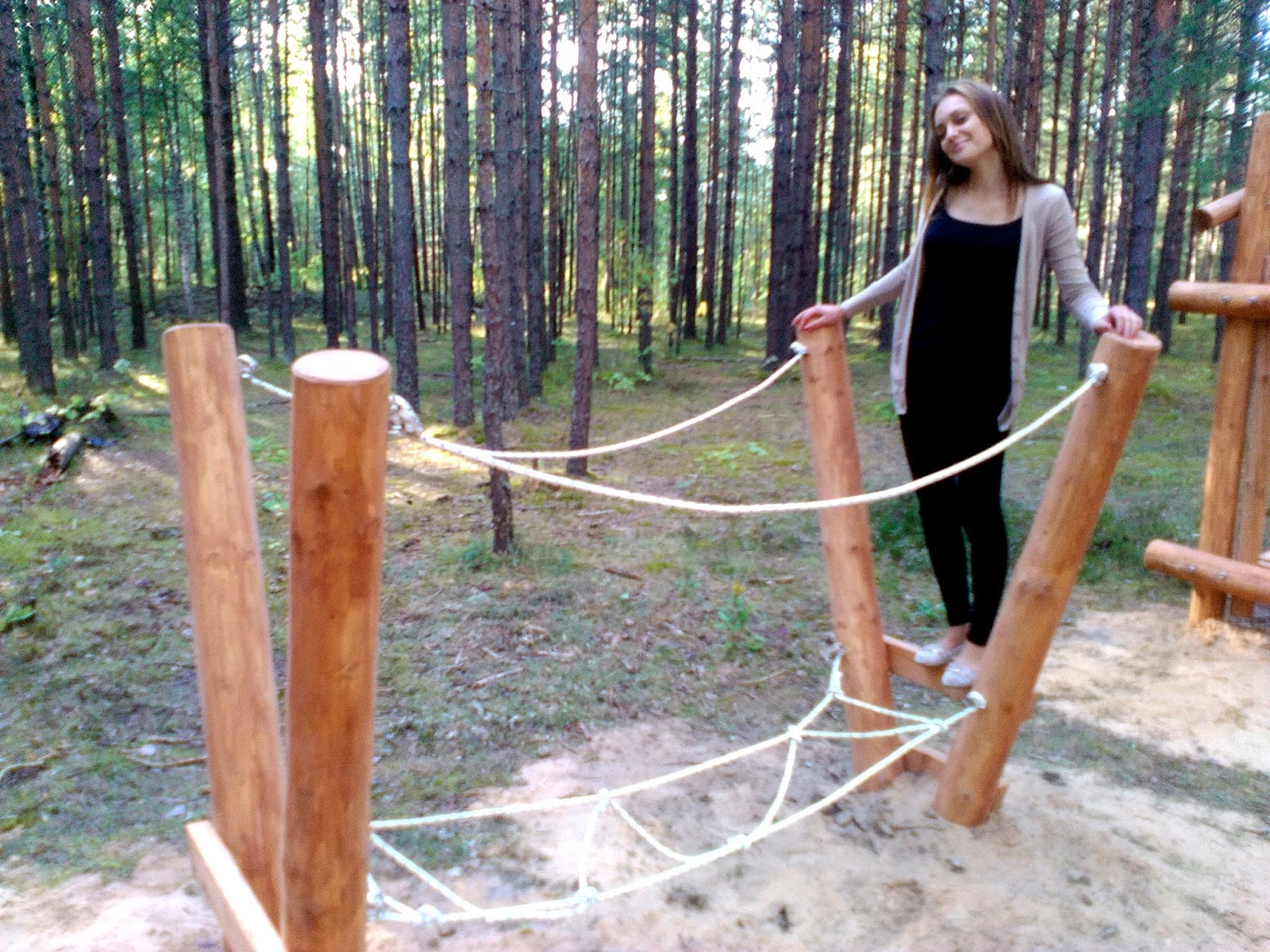 Guļbūves tipa mēbeles