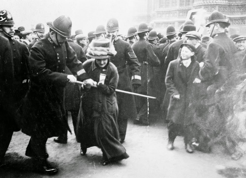 Suffragettes vs. Police: Historical Photos of Women's Suffrage ...