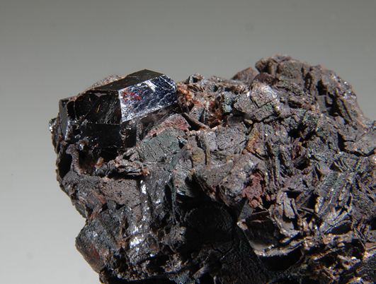 EKOGEO: JENIS-JENIS MINERAL LOGAM