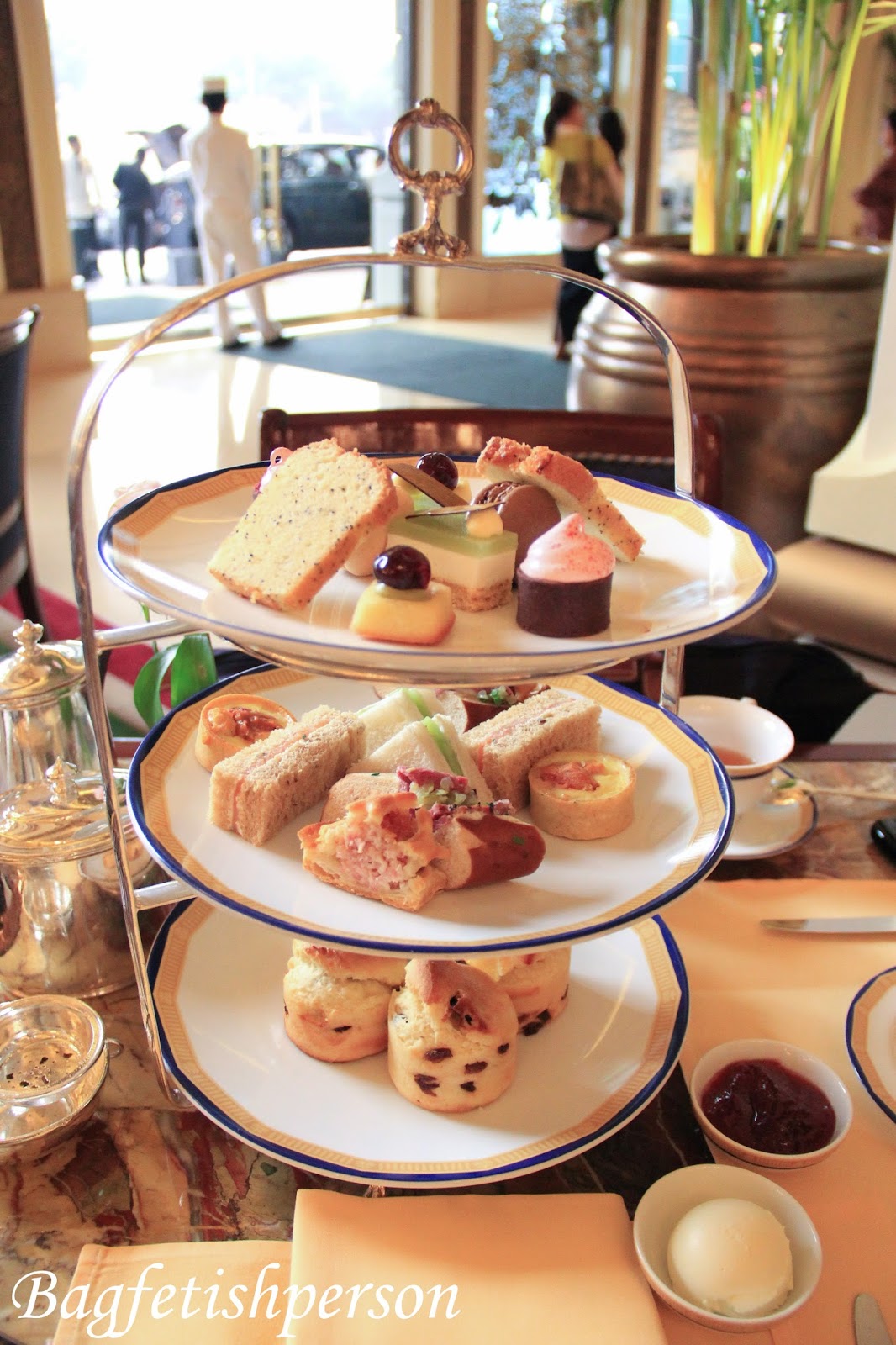 bagfetishperson: Afternoon tea at The Peninsula Hong Kong