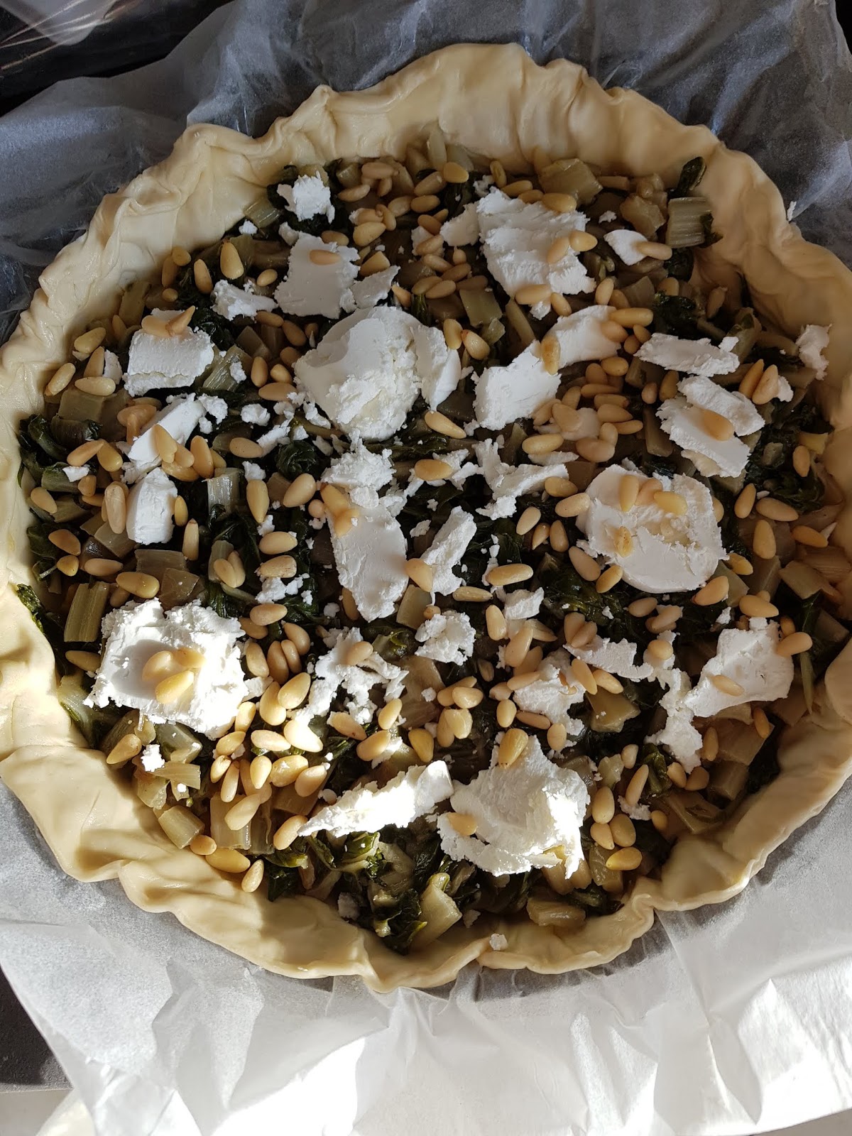 Céline en cuisine !: Tarte aux blettes, chèvre et pignons de pin