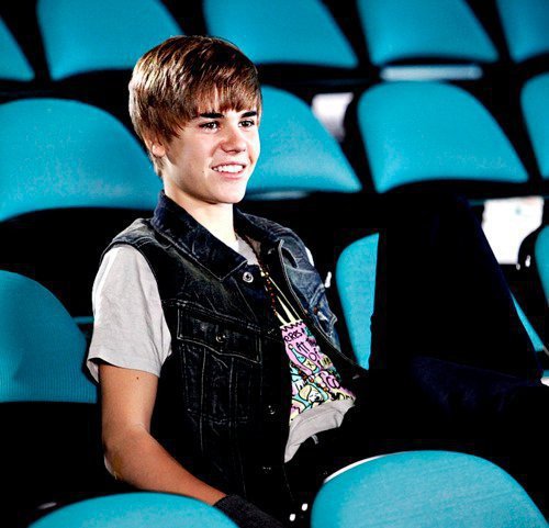 ABOUT JUSTIN BIEBER: justin bieber handsome