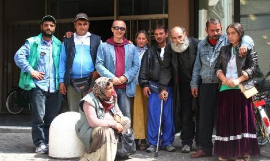 Nazione Rom: ROM SERAVEZZA - REGIONE TOSCANA: LA PROCURA DI LUCCA APRE ...