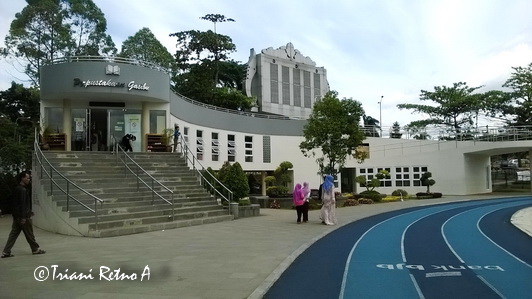 Perpustakaan Gasibu, Yang Baru di Bandung - Teras Teera