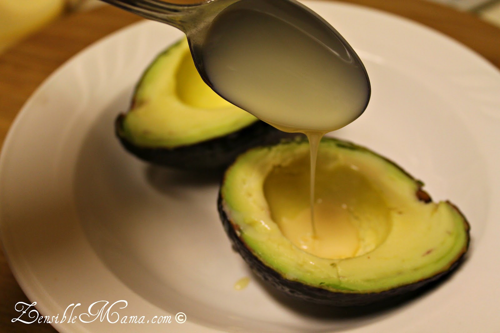 Zensible Mama: Other Unheard of Way to Eat Avocado!