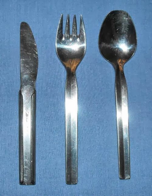 Webbingbabel: South Africa SADF Army Metal Eating Utensil Set