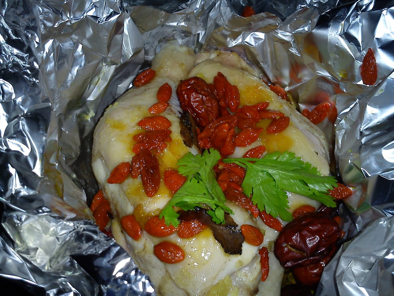 Cooking Pleasure: STEAMED HERBAL CHICKEN LEGS