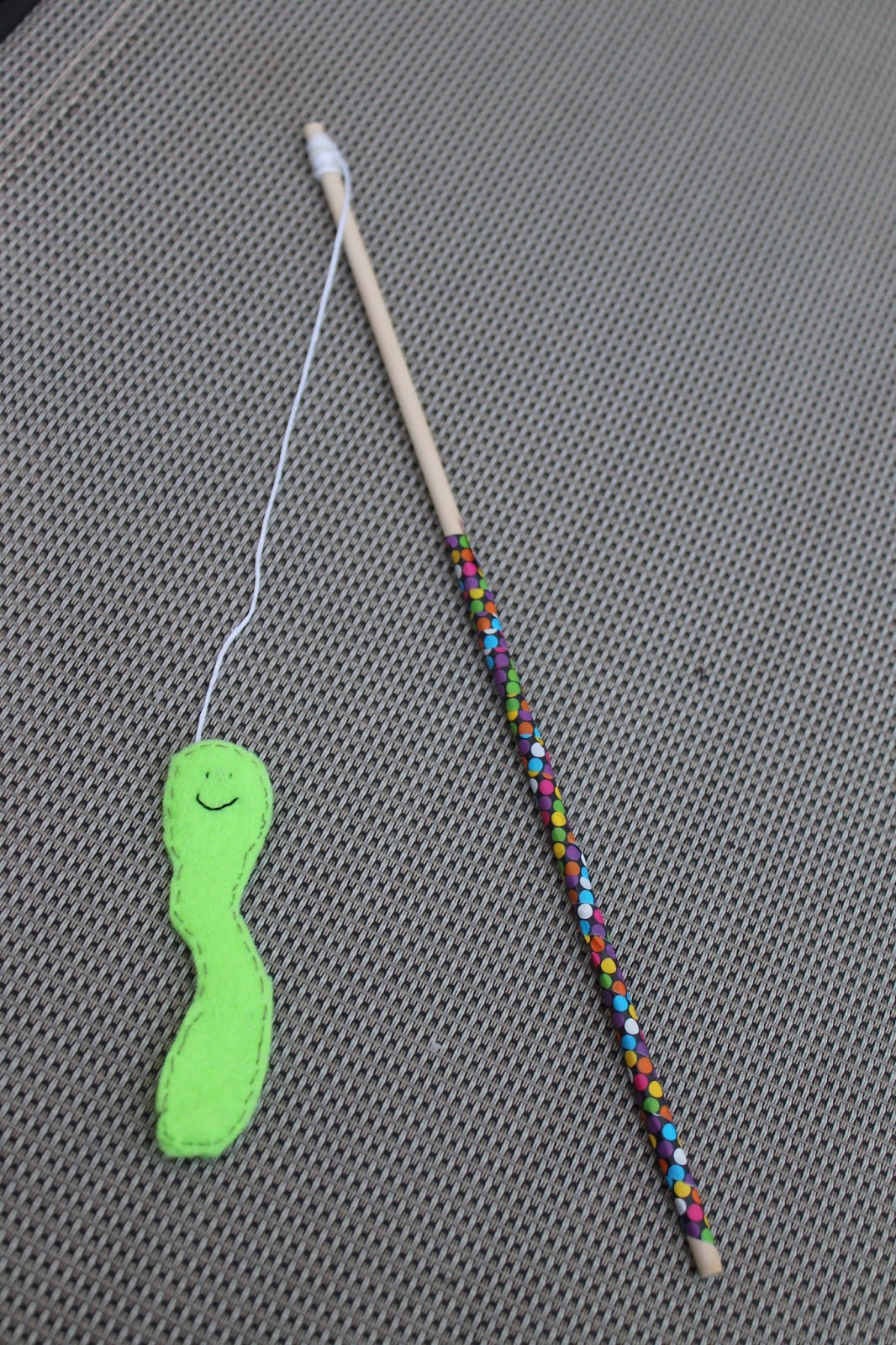 Lyndi's Projects: Quiet Book Part 2 - The Fishing Page